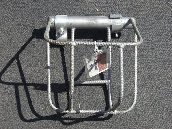 Salt Block Holder – Rarin to Go Corrals